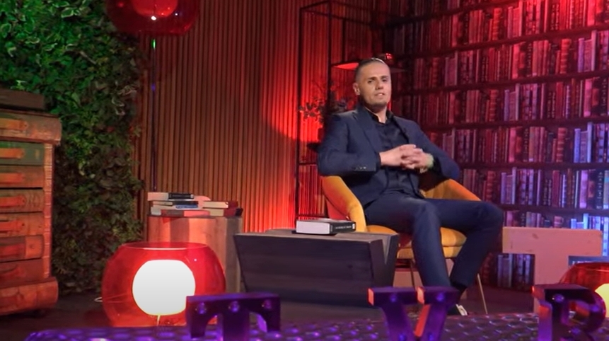 Marius Popa: „Faptele bune ar trebui să rămână... acolo, cumva, în spatele cortinei” | TVR.RO